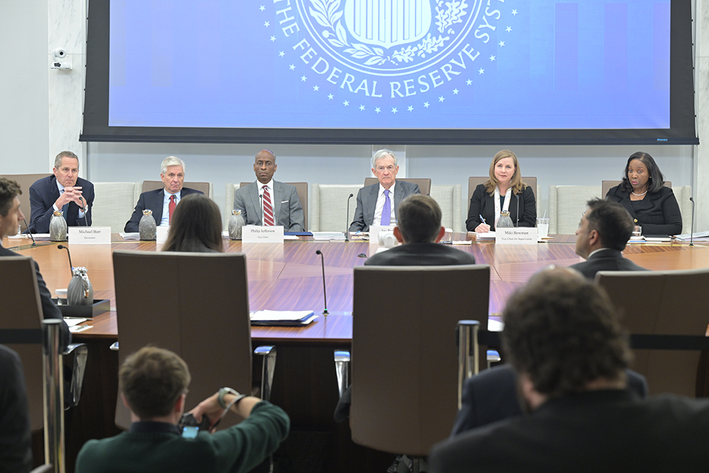 10월 FOMC 의사록 공개, 12월 금리는 동결? / 데일리바이트(DAILY BYTE)