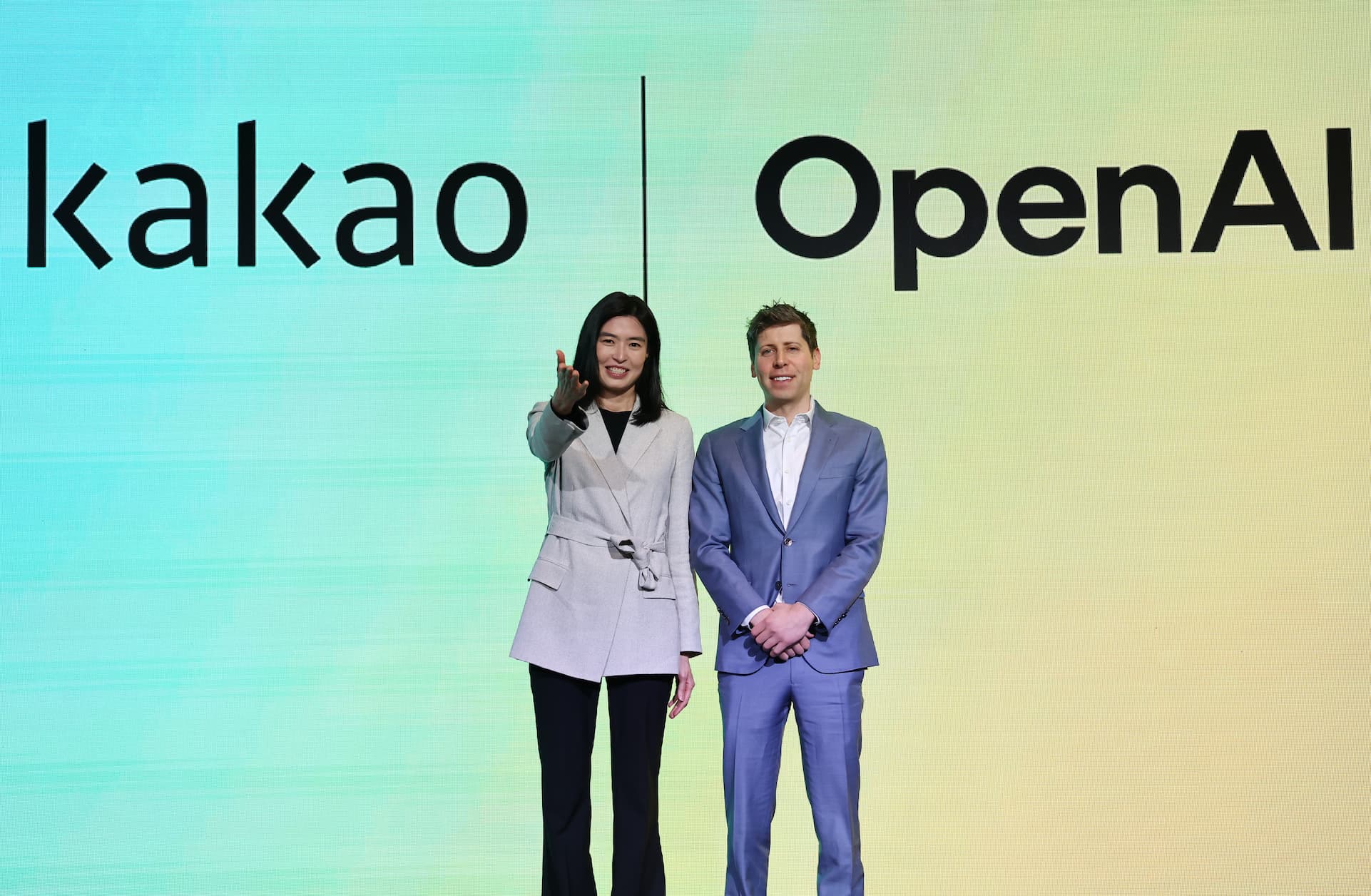 한국 찾은 샘 올트먼, SK·카카오·삼성 만났다 / 데일리바이트(DAILY BYTE)